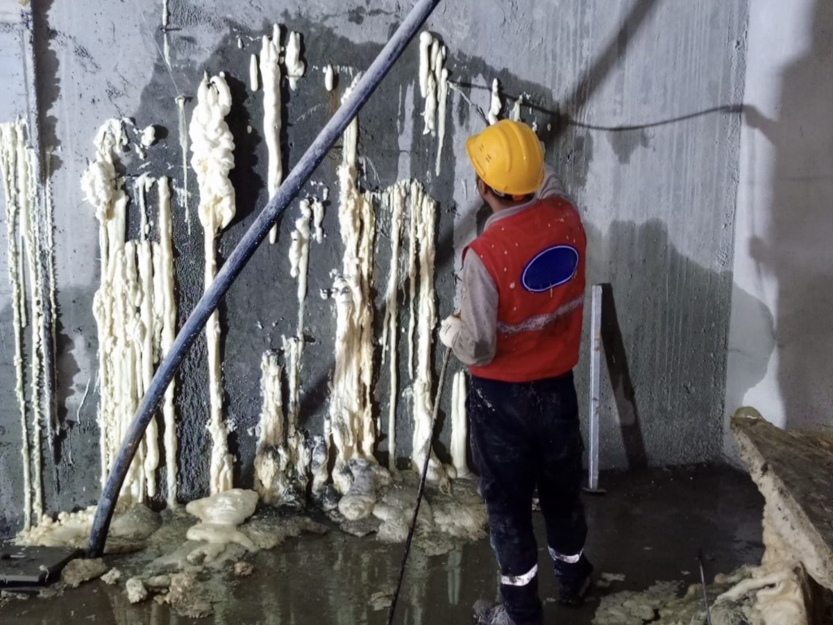 ACOCHEM | LEAK SEALING INJECTION